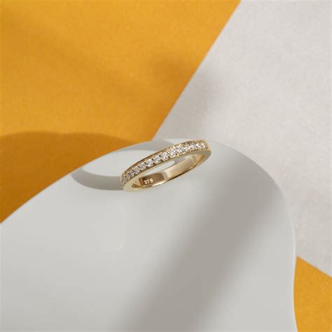 Adele Eternity Ring Moissanite 9k Handcrafted Cph