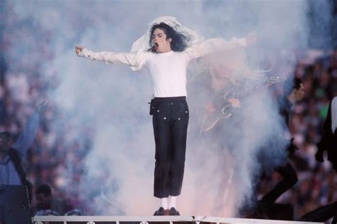 Michael Jacksons ‘black Or White Music Video Turns 25 What You Didn