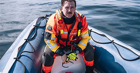 Capturing The Rescue Meet Francois Brisson Team Wendy