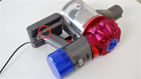ダイソン 充電中 ランプ 点滅 ダイソン掃除機 青いランプが点滅したら Vejfnb