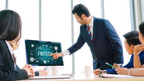 How The Fintech And Mobile Banking Work