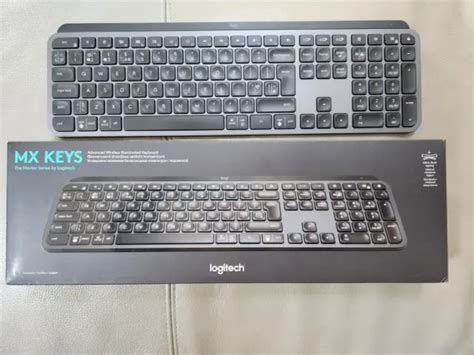 Logitech Mx Keys Wireless Keyboard Excellent Condition Complete With