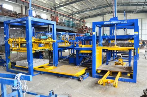 Automatic Block Collecting Machine Block Cuber Machine For Paves Hollow Blocks Kurbstones