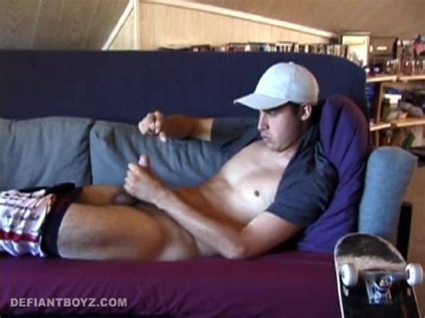 Mark Summit Beats Himself Off Xhamster