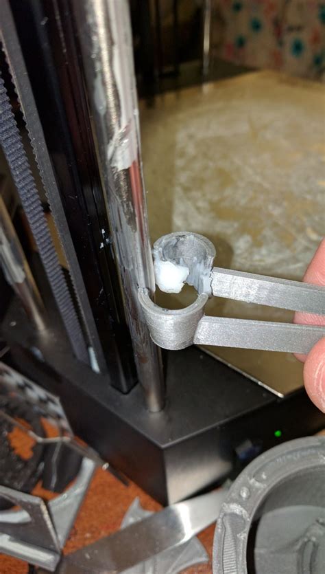 Greasing Tongs For Greasing Your 3d Printer Rods By Mistertech