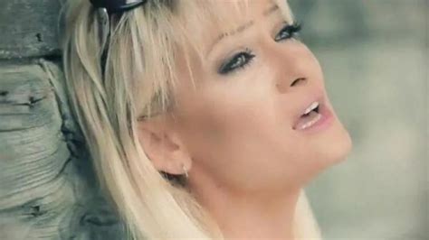 Zeynep Türkeşin Albümleri Nelerdir Onedio