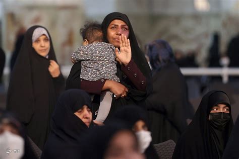 مراسم بزرگداشت سی و پنجمین سالگرد رحلت امام خمینی ره و قیام ۱۵ خرداد را با ما به اشتراک بگذارید