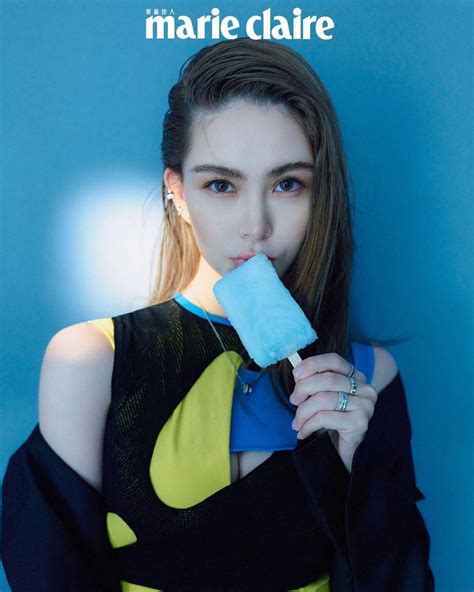 昆凌杂志写真气场强 周杰伦分享老婆美照秀恩爱 搜狐大视野 搜狐新闻