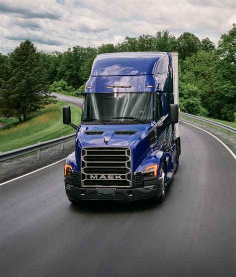 Mack Anthem® Mack Trucks