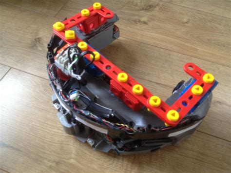 Hacked Roomba Arduino Snowballs Into A Eurobot 2013 Entry 9
