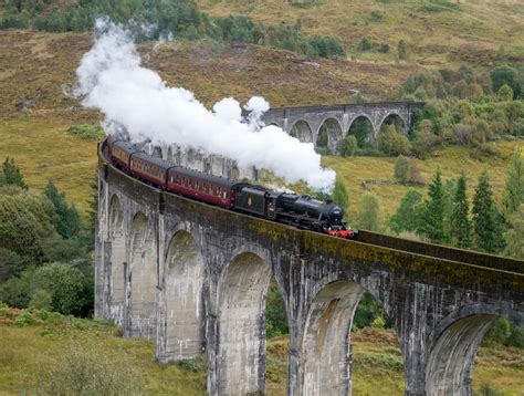 7 Of The Best Uk Train Holidays To Explore Scenic Britain The Independent