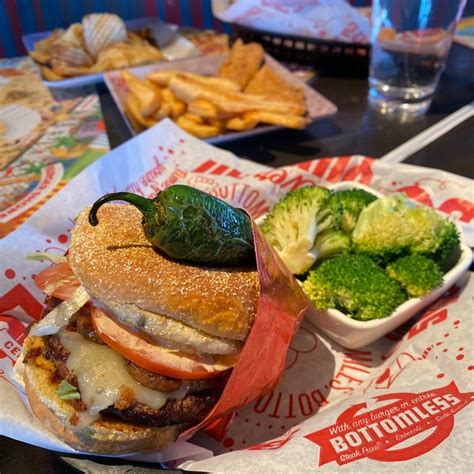 Red Robin Gourmet Burgers And Brews Burger Joint In Homestead