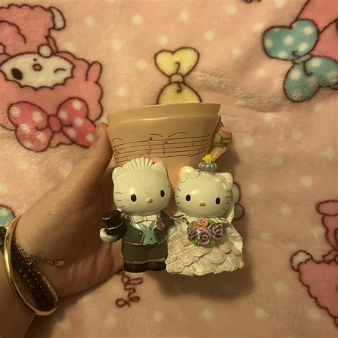 Vintage Ceramic Hello Kitty Pen Holder Few Marks As Depop
