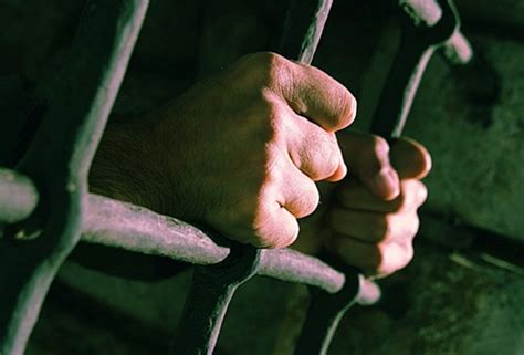 Həbsdə Olan Sabiq Kollec Direktoru öldü Oxuaz