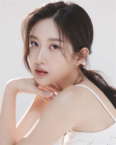 K 드라마 신흥 여신 문가영 새 얼굴 공개 공식 K 드라마 신흥 여신 문가영 새 얼굴 공개 공식