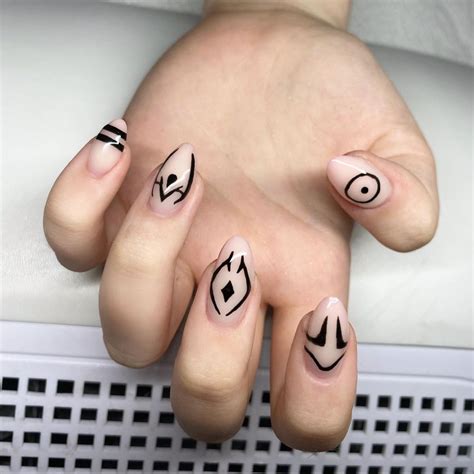 Best 14 Sukuna Nails From Jujutsu Kaisen Artofit