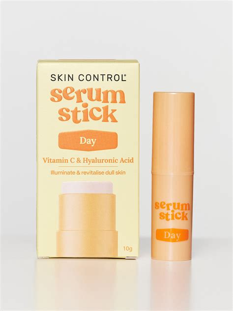 The Difference Between Hydrocolloids Spot Treatments And Pimple Patch