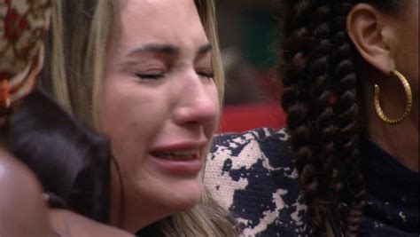 Foto Amanda Chorou Após Eliminação De Mc Guimê E Cara De Sapato Do