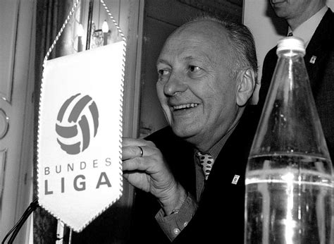 Ehemaliger Bundesliga Präsident Skoff Gestorben Sky Sport Austria