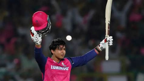 Vaibhav Suryavanshi Smashes 30 Runs In Karim Janats Debut