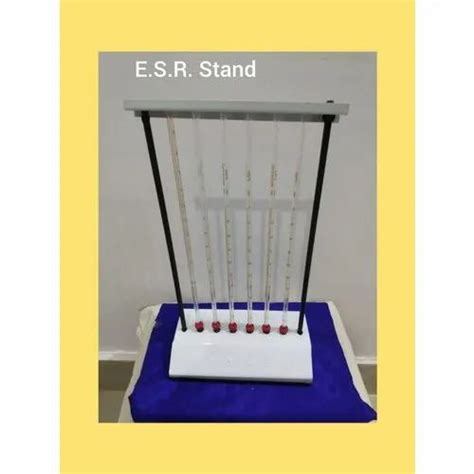 Esr Stand At ₹ 225 Piece Lab Stands In Lucknow Id 20751694797