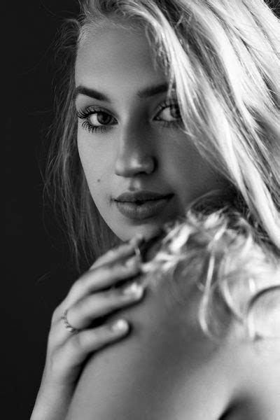 Curvy And Plus Size Model Agency Auckland Unique Models