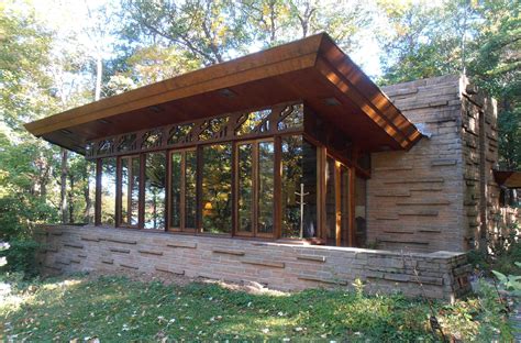 Frank Lloyd Wright Lake House