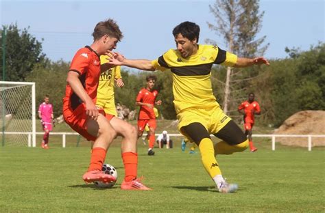 National 2 Adel Berkane à Lessai à Lus Saint Malo Aboubakar Diakhaby A Fait Ses Valises
