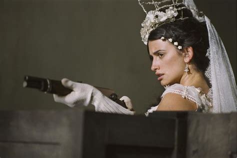 Pin Auf Actress And Weapons M P