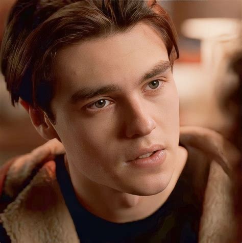 Marcus Baker Ginny And Georgia Series Ginny And Georgia 2 Ginny And Georgia Season 2 Mary