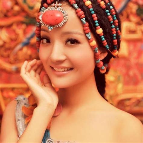 吉祥八宝single Version 索朗德吉 Mp3免费在线下载播放 歌曲宝 找歌就用歌曲宝 Mp3音乐高品质在线免费下载