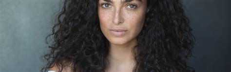 Download Wallpaper Look Portrait Makeup Actress Anna Shaffer Anna