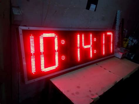 Gps Digital Clock Lithium Ion Battery At Best Price In Kolkata Id