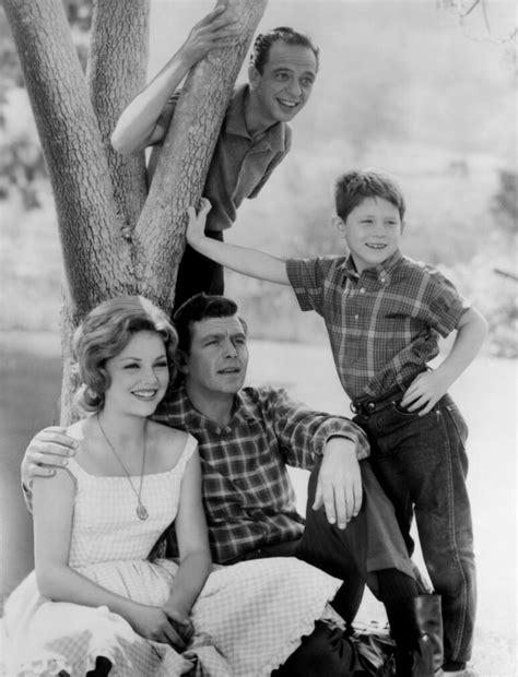Who Were Andy Taylors Love Interests On The Andy Griffith Show Vote