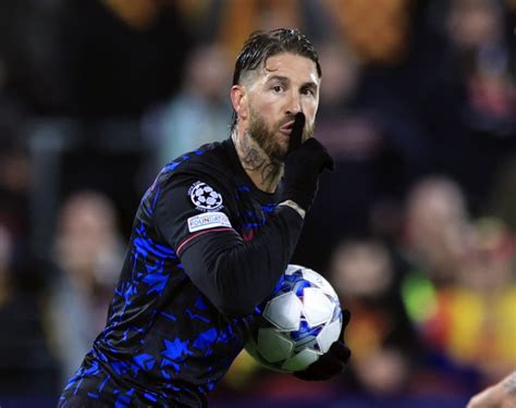 Sergio Ramos Scores Panenka Penalty Gets Booked For Kicking Keeper Then Shushes Crowd As Fans