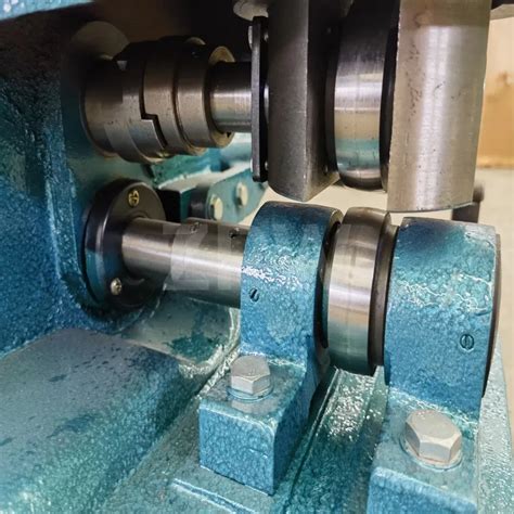 High Quality Band Saw Blade Roll Machine For Efficient Tensioning