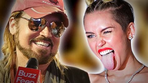 Celebrities With Long Tongues 60 Photos Moonagedaydreamfilm