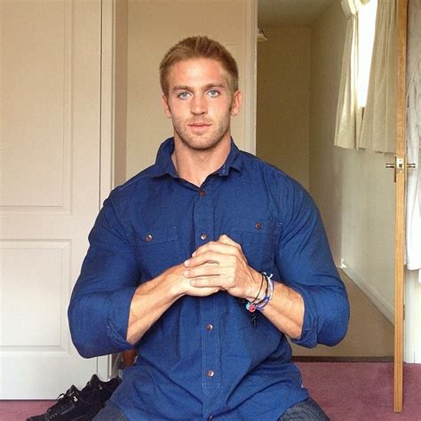 Adam Charlton Men Casual Charlton Tag Image