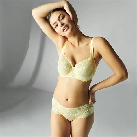 34 C Cup Bra