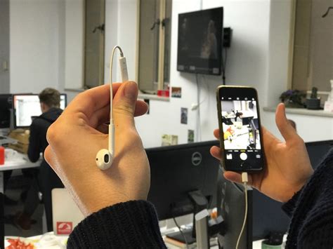 11 Hacks For Taking The Best Possible IPhone Photos