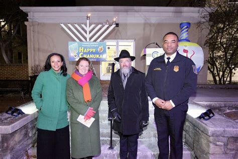 Alexandria Leaders Show Support For Jewish Community After Hanukkah