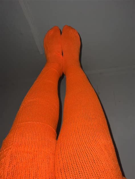 Gorgeousjojo On Feet Finder R Girlsfeets