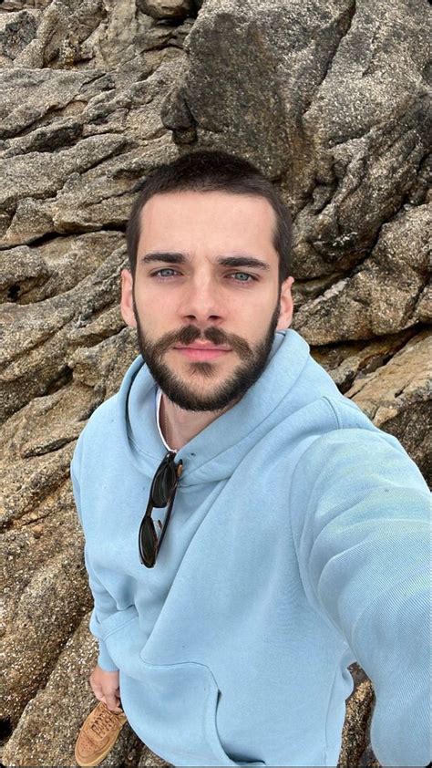 Pin By Dianis Román On Que Guapo Hot Men Bodies Álvaro Rico Jane The Virgin Rafael