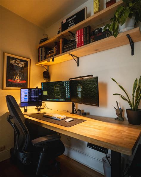 my little corner for content creating and web dev 👨🏻‍💻 r workspaces