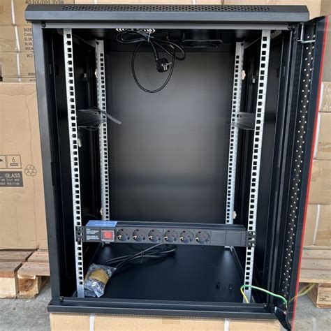 Wallmount Rack Server 15u Toko Rack Server