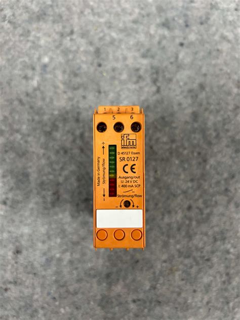 Ifm Electronics D 45127 Essen Sr0127 Flow Sensor Control Monitor Indy