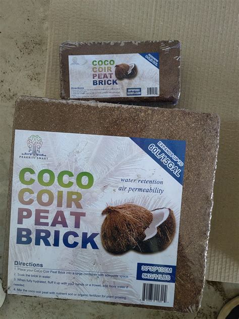 Coconut Coir Brick Cocopeat Blocks Coco Peat Blocks Dry Cocopeat Blocks