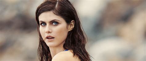 Alexandra Daddario 4k 3840x2160 68 Wallpaper Iphone Phone
