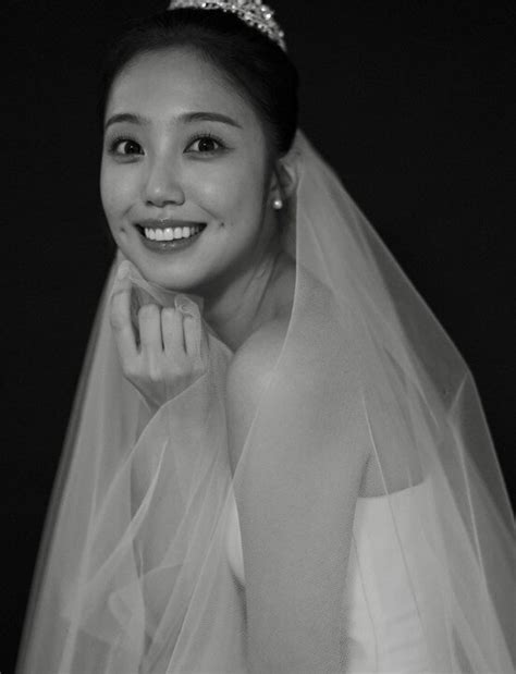 뮤지컬 배우 이상아 8일 결혼 거짓말처럼 다가온 시간” 스타투데이