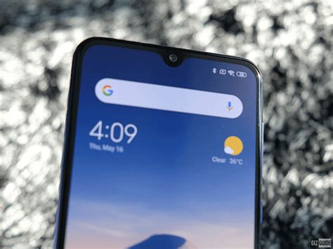 Xiaomi Mi 9 SE Review - Superb compact mid-ranger!